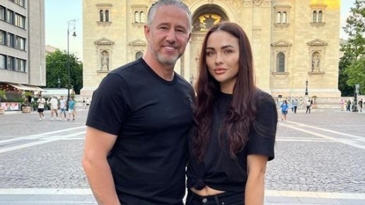 Imagini rare cu Corina Caciuc însărcinată în ultimul trimestru. Cum arată partenera lui ...