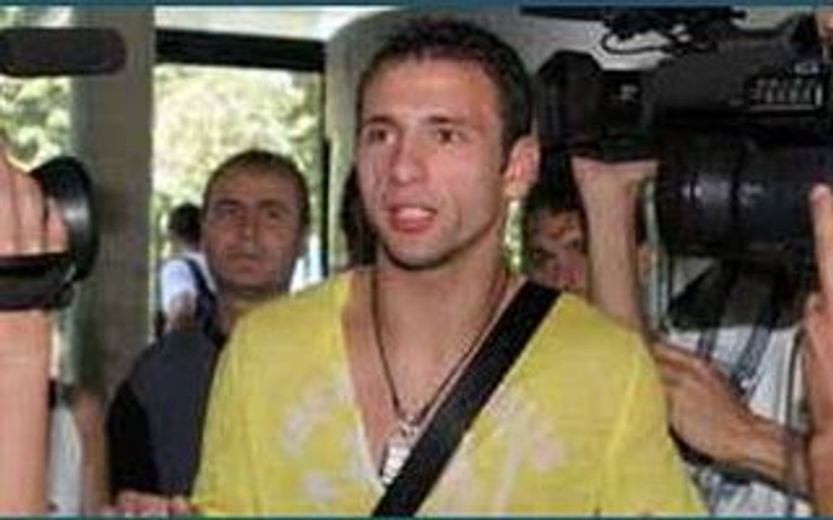 Razvan Rat si-a cucerit sotia intr-un magazin | PRO TV