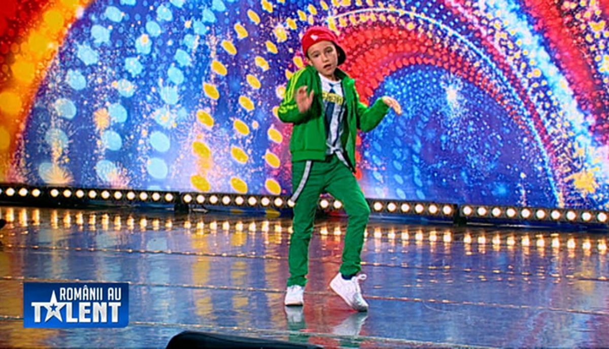 Edward Sabo - dansator | Scene si bonusuri din Românii au talent! | PRO TV