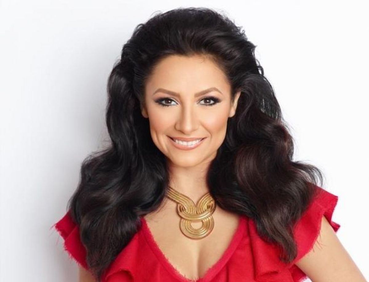 E cea mai cuminte vedeta din Romania, dar in trecut avea aparitii ...