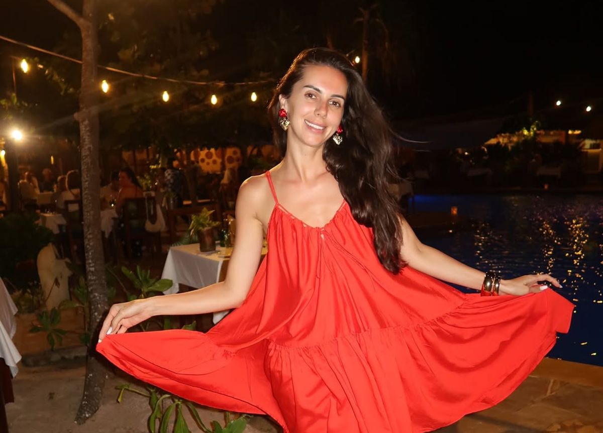 Georgiana Lobonț, pusă la zid de fani după ce s-a fotografiat în costum ...