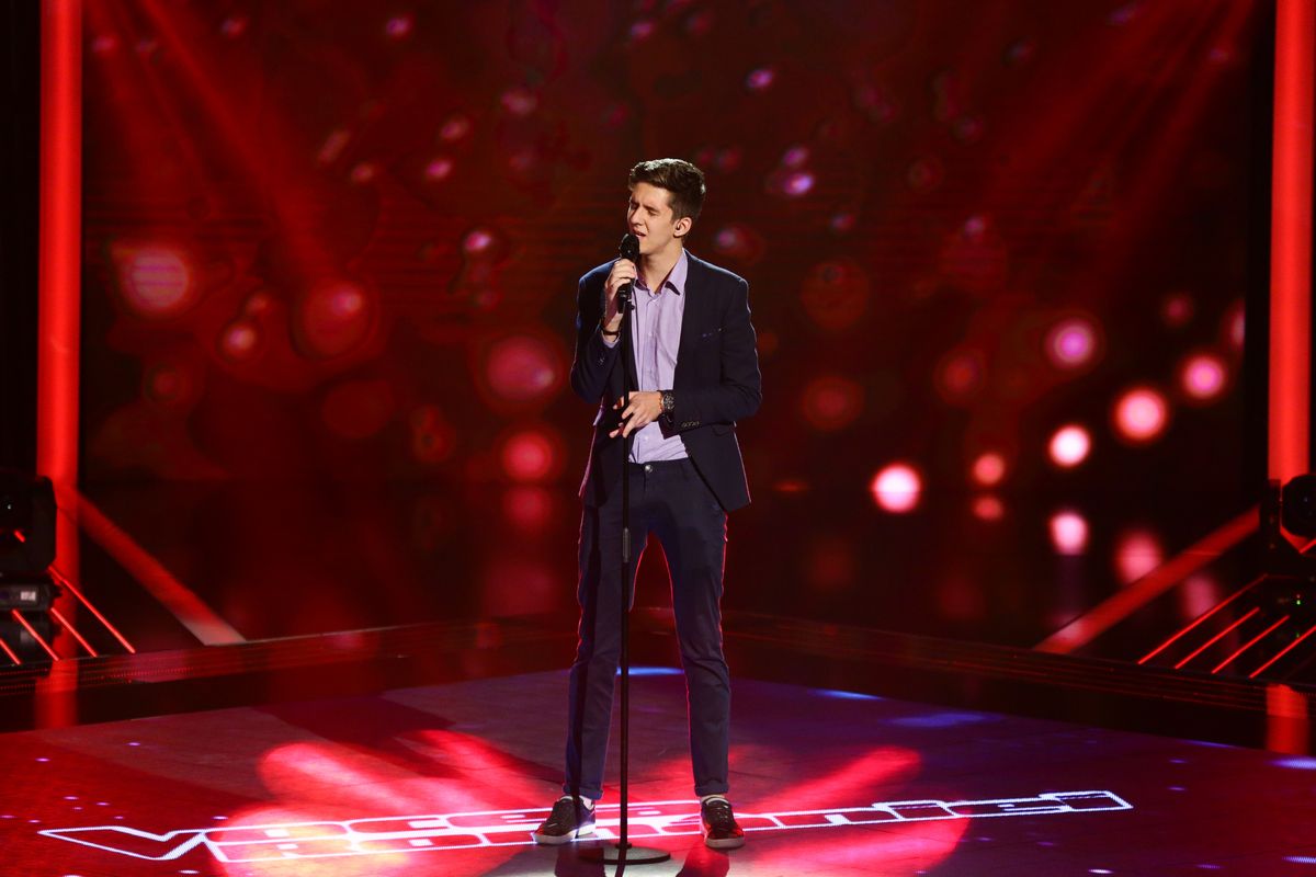 Vocea Romaniei - sezonul 6: Florin Popa - Love Yourself | Scene si ...