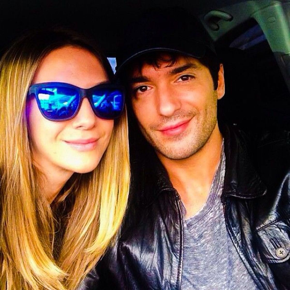 Radu Valcan, sexy in bucatarie, cu muschii si tatuajele la vedere ...