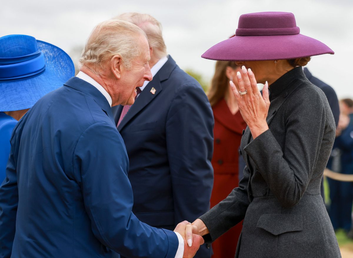 Melania Trump a uimit pe toată lume în vizita de la Windsor. Gestul ...