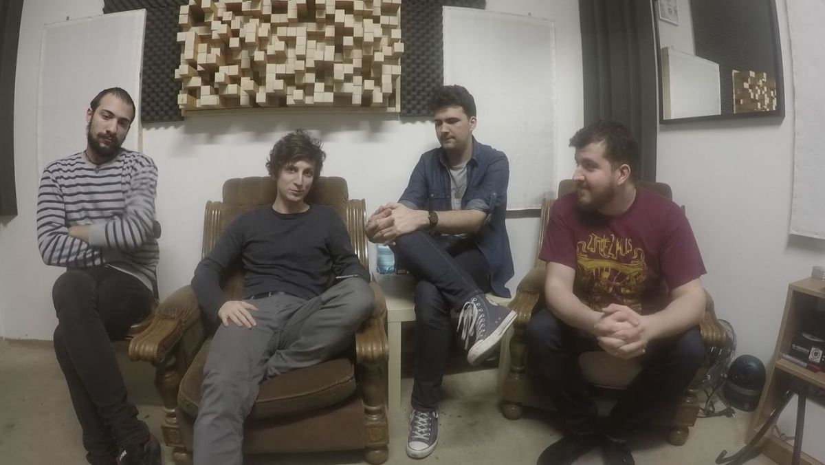 Trupa Fameless lanseaza piesa "For The Love of God". Afla povestea ...