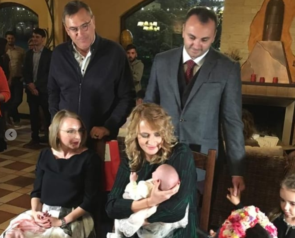 VIDEO Camelia Potec și-a botezat fetița | PRO TV