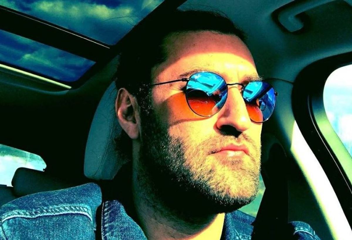 Smiley este primul artist roman care are propria colectie de GIF-uri ...