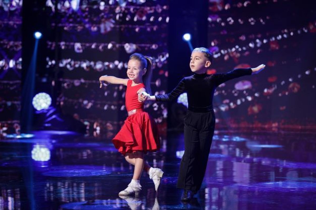 Românii au talent 2023: Maya Ghera și Sebastian Dan dansează de la 4 ...