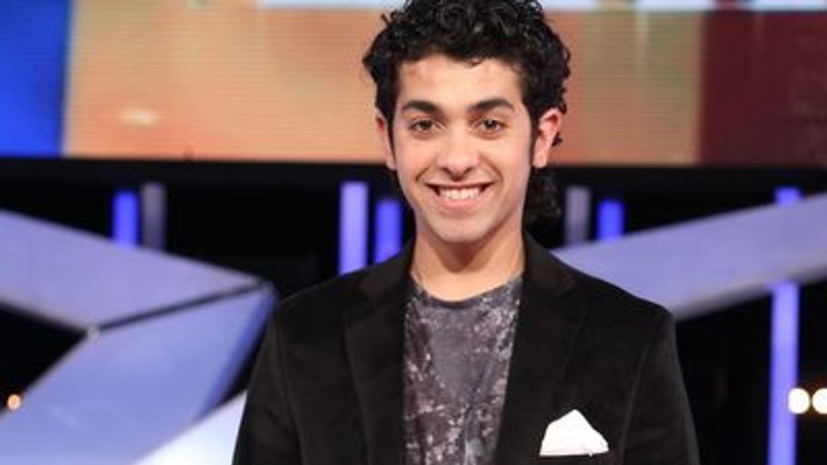 Valentin Dinu va canta la botezul lui David Maruta! Vezi cine va mai ...