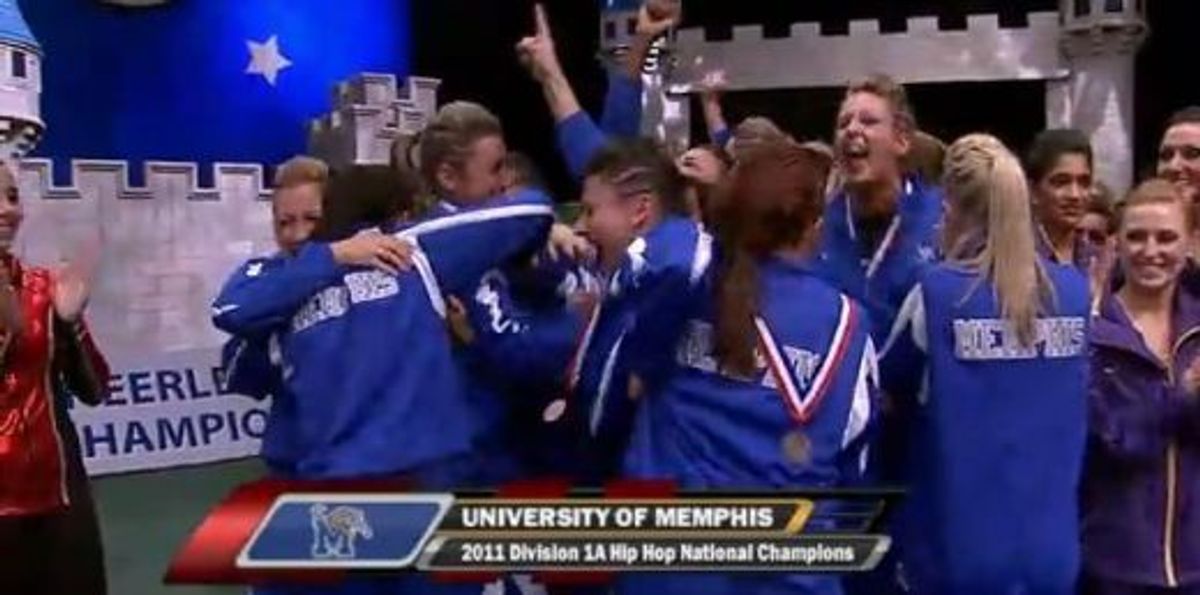 Crezi ca e POSEDATA? VEZI cea mai tare bucurie din istorie! | PRO TV