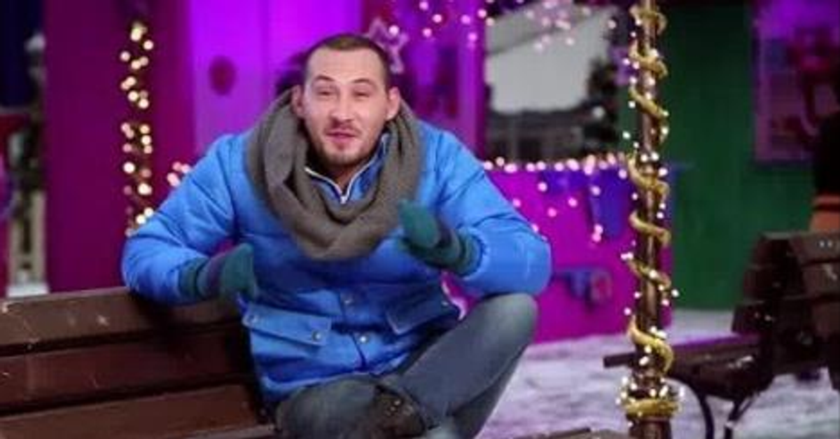 Ce a scris Stefan Stan pe invitatiile pentru petrecerea sa de Craciun ...