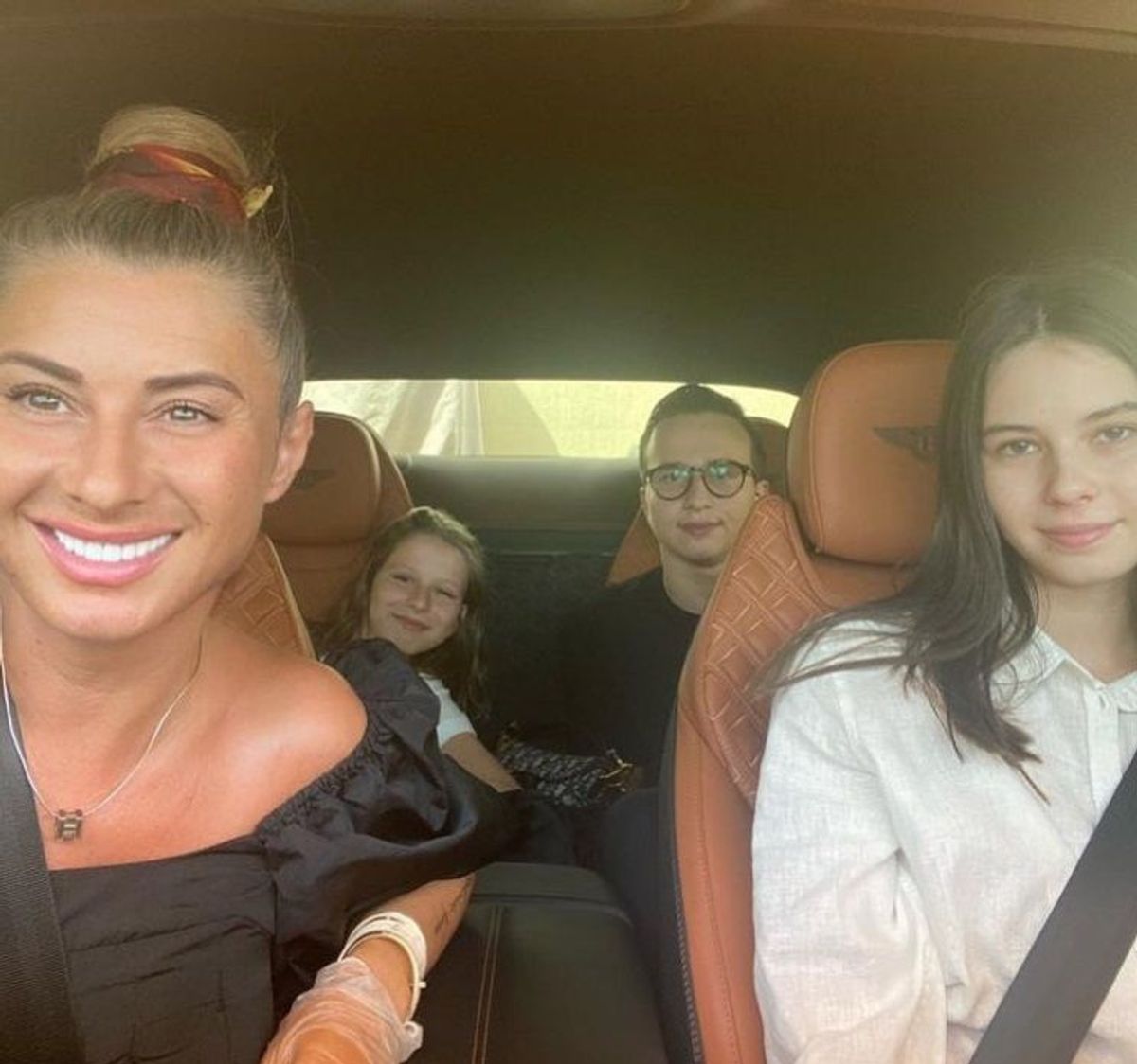 Shooting de senzație postat de Anamaria Prodan pe Instagram! Cum arată ...