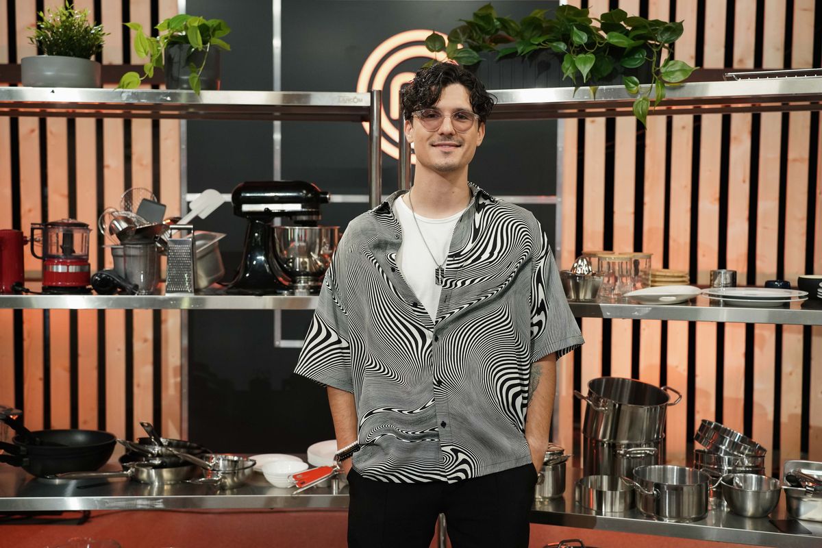 Masterchef 2024, 17 septembrie. Artistul Mark Stam și-a arătat talentul ...