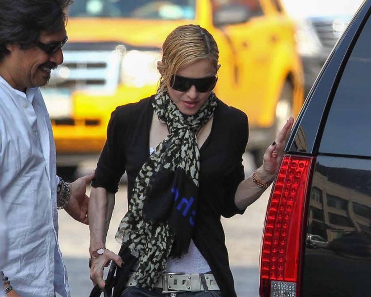 Impecabila pe scena, neingrijita in timpul liber. Madonna arata ...