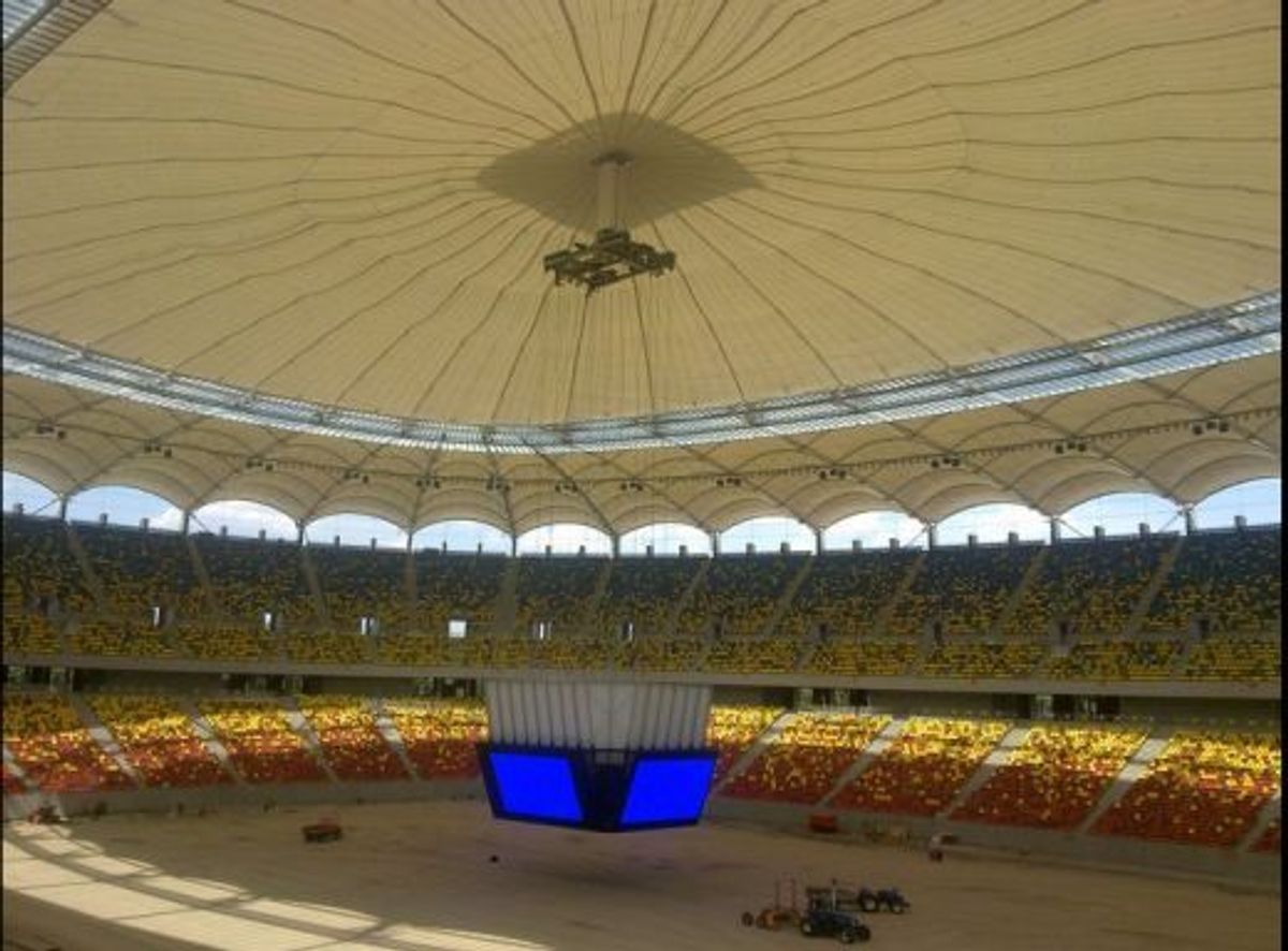 FOTO SUPERB! Asa arata acum National Arena acoperit complet! Vezi super ...