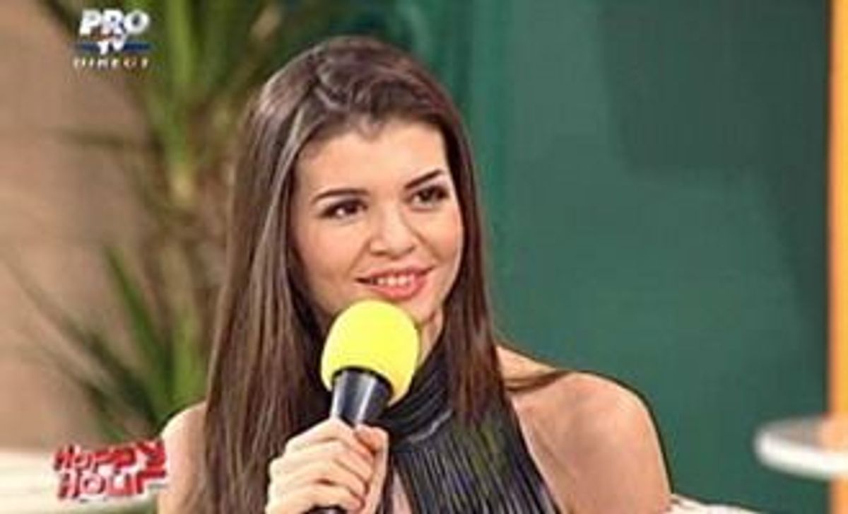 Moni şi Iri au sărbătorit 42 de luni de când se cunosc! | PRO TV