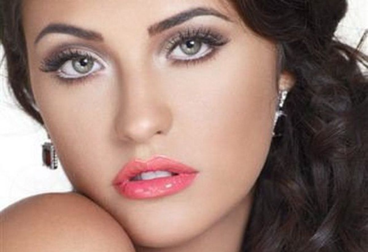 Trista si cu ochii in lacrimi. Antonia, asa cum nu s-a mai lasat vazuta pana acum: FOTO | PRO TV